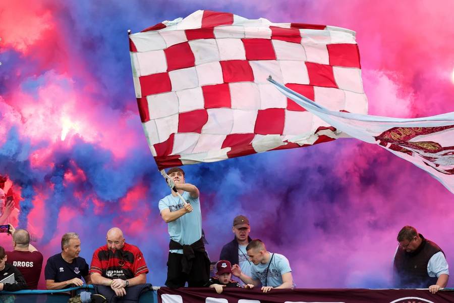 „Claret and blue“ sa istoka: Glad, humanost i sultan spojili Trabzon i ...